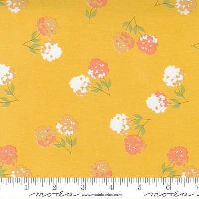 Cozy Up fabric: Clover Sunshine